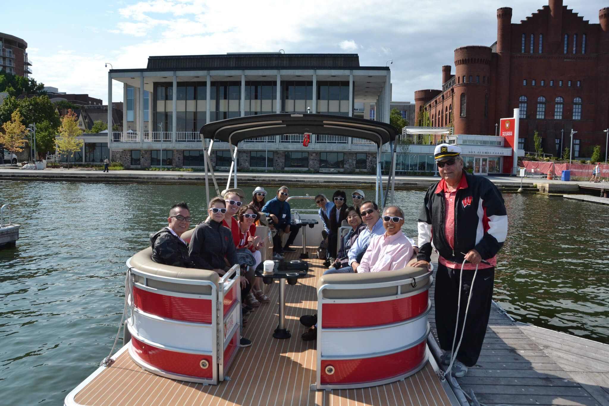 Badgering: Captain Steve Holtzman | Wisconsin Alumni Association